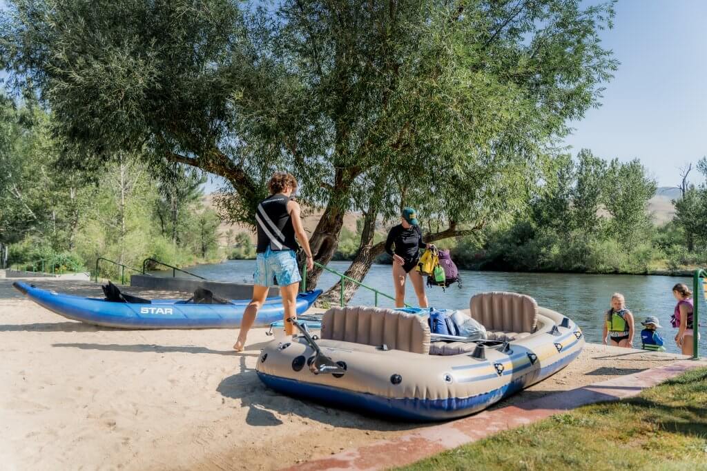 The Ultimate Guide to Floating the Boise River with Kids | Rafting in Boise